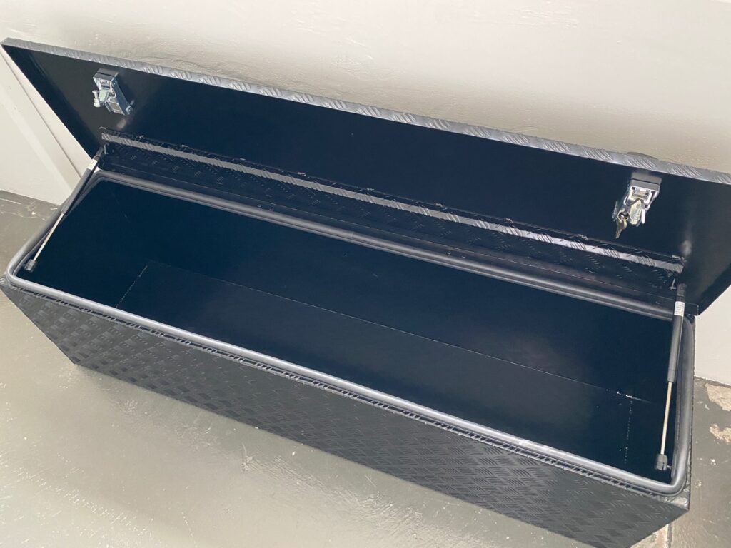 Aluminium Checker Plate Tool Box - Autonovus Australia